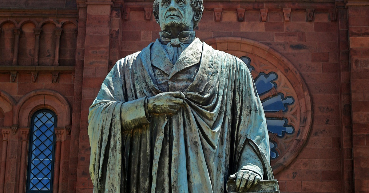 Will the Smithsonian Close Down? Donald Trump Targets "Anti-American ...